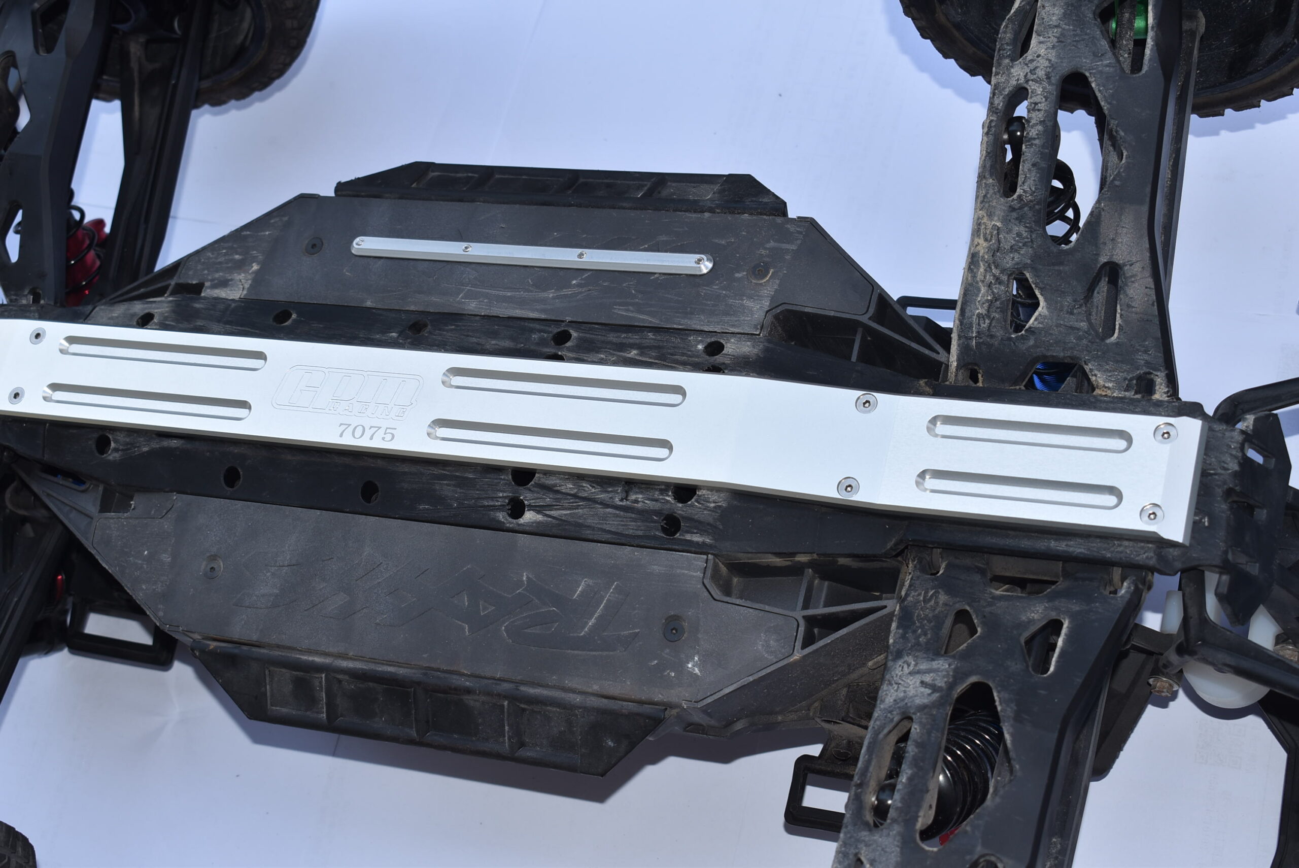 TRAXXAS XRT VXL 8S 1/5 CNC ALLOY 7075 CENTRE SKID PLATE / CHASSIS ...